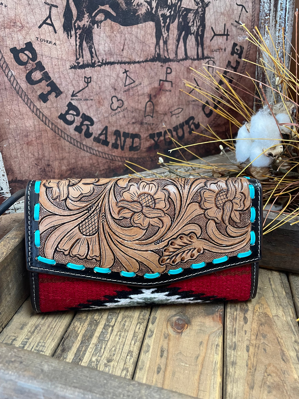 WL Red Aztec Wallet – The Crystal Boot
